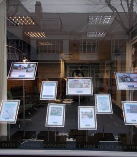 Freestanding Illuminated Display | LED Display | Mid West Displays